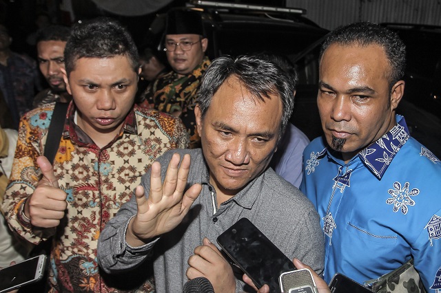 Demokrat bela Andi Arief