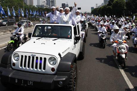 Perang petisi izin Ormas FPI kedaluwarsa bulan depan