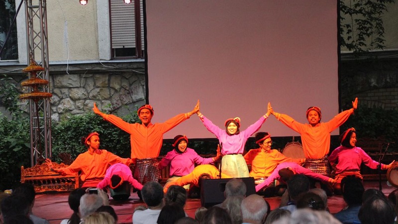 KBRI Budapest promosikan budaya Indonesia di Museum Night 2019