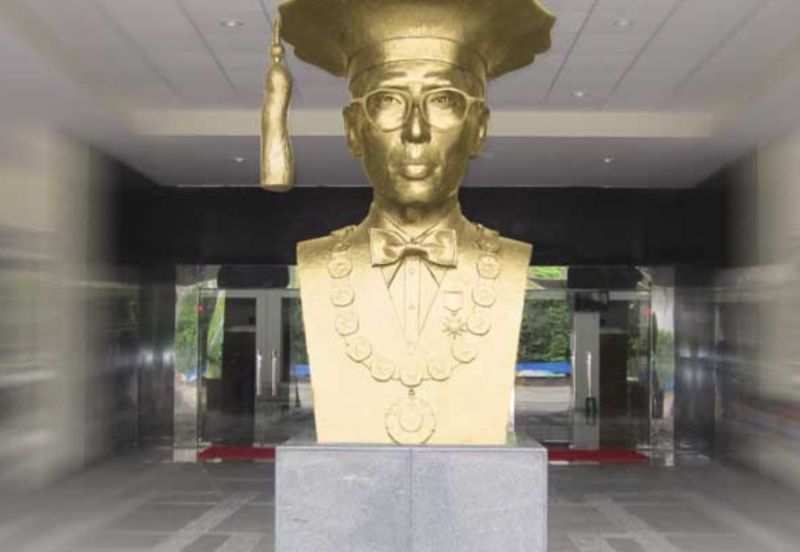 Mengenang Sardjito, pembuat vaksin dan biskuit untuk pejuang