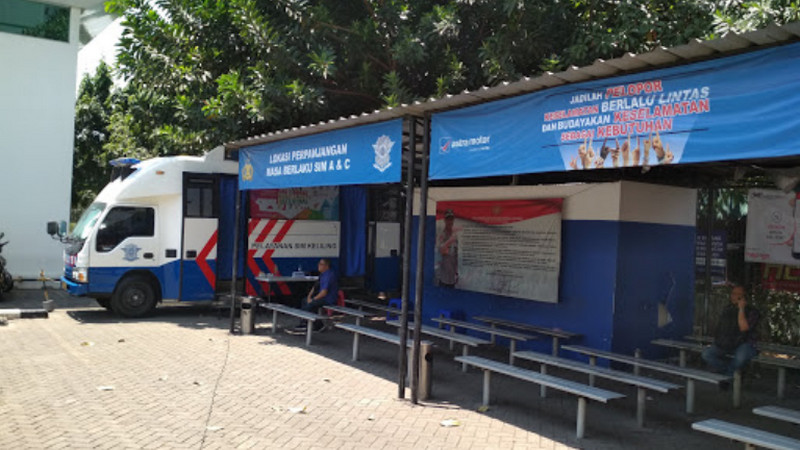 Jam operasional pelayanan SIM, STNK, dan BPKB dipangkas