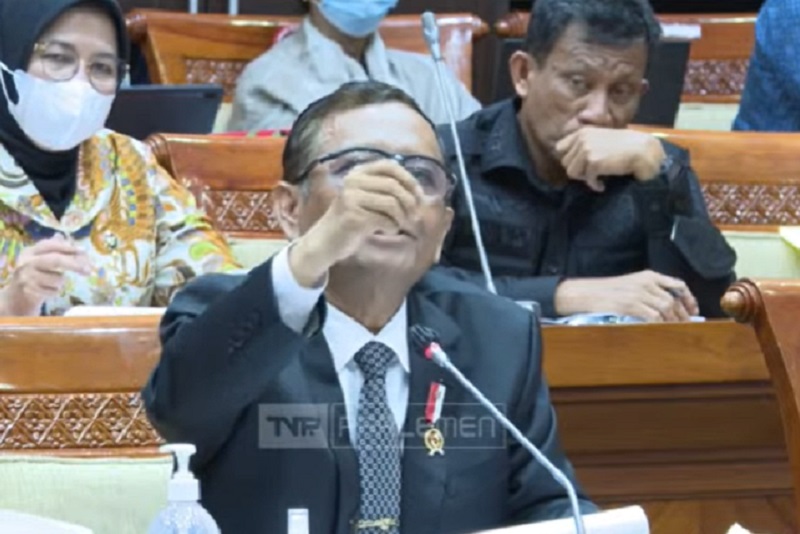 Mahfud MD: DPR jangan seperti polisi periksa copet!