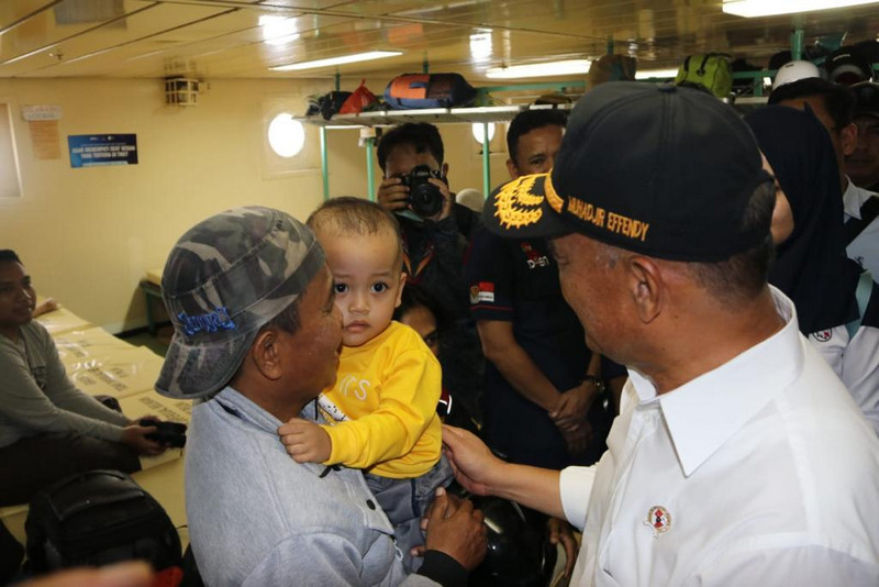 Muhadjir lantunkan selawat saat lepas peserta mudik gratis