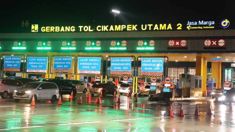 Sistem one way di GT Cikampek Utama hingga tengah malam