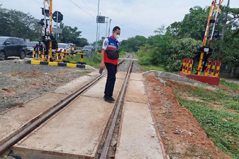 87% kecelakaan KA di perlintasan kereta api tak terjaga