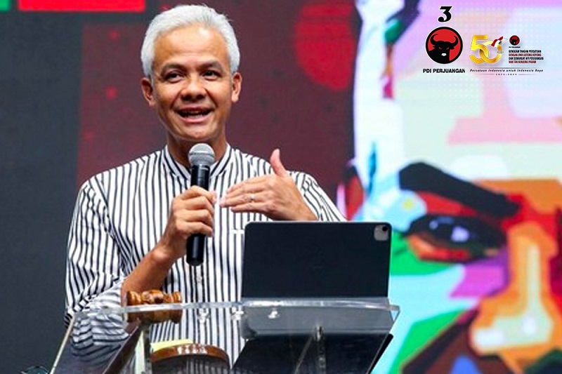 Ganjar mulai sering gunakan kemeja garis-garis hitam-putih Ganjar mulai sering gunakan kemeja garis-garis hitam-putih